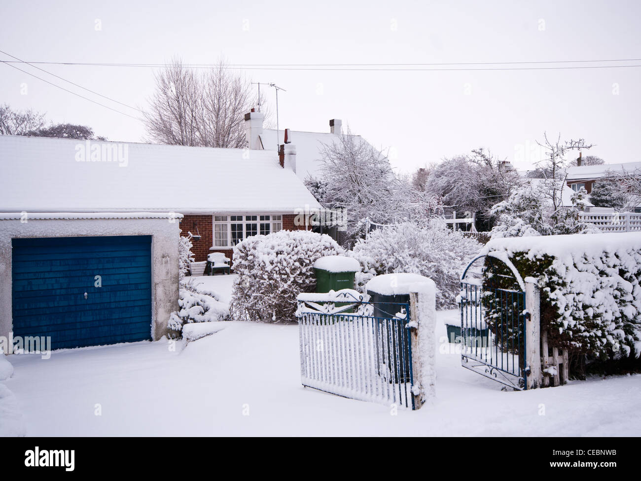 Covered house hi-res stock photography and images - Alamy