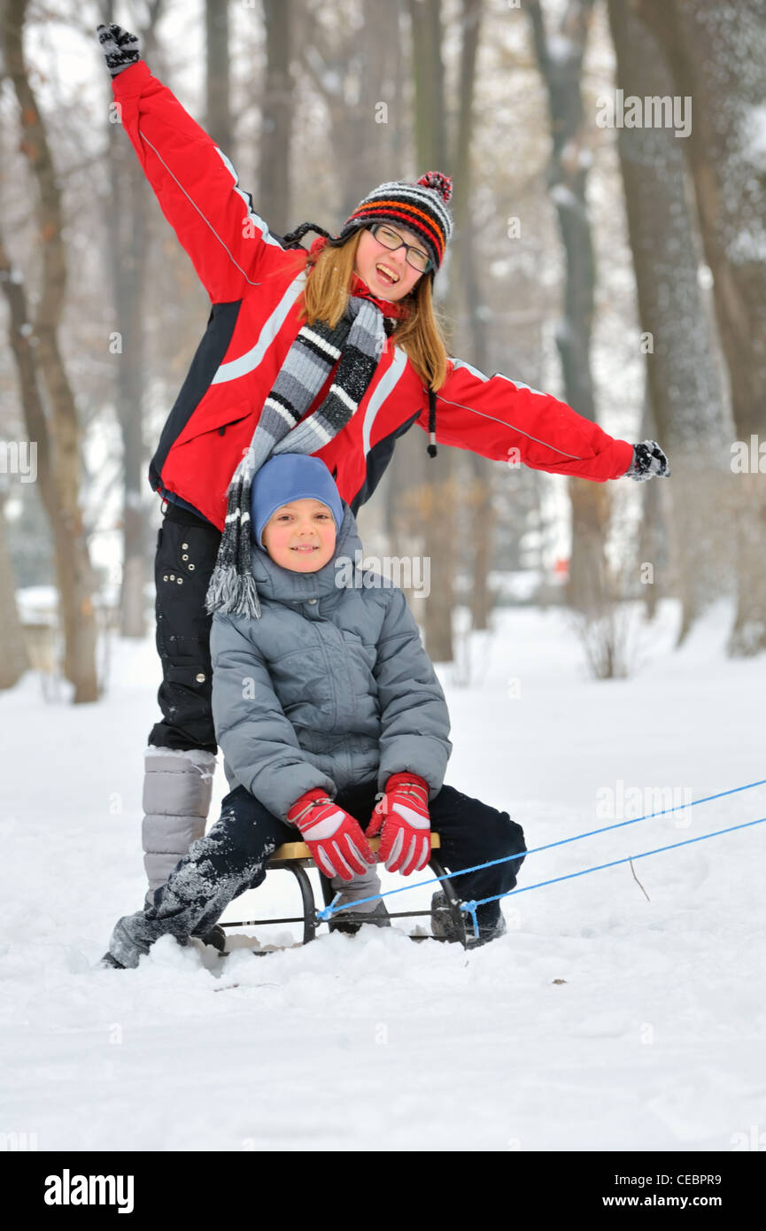 Kids freeze hi-res stock photography and images - Alamy