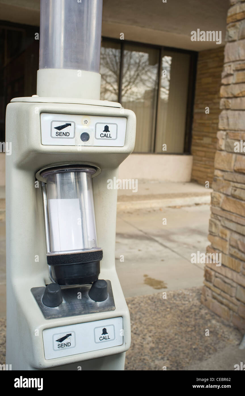 Drive through banking hi-res stock photography and images - Alamy