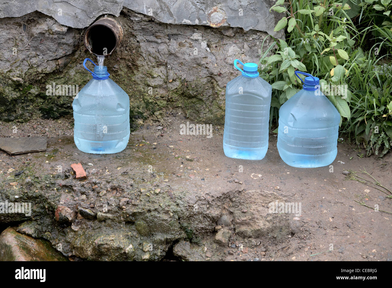 Spring water groundwater hi-res stock photography and images - Alamy