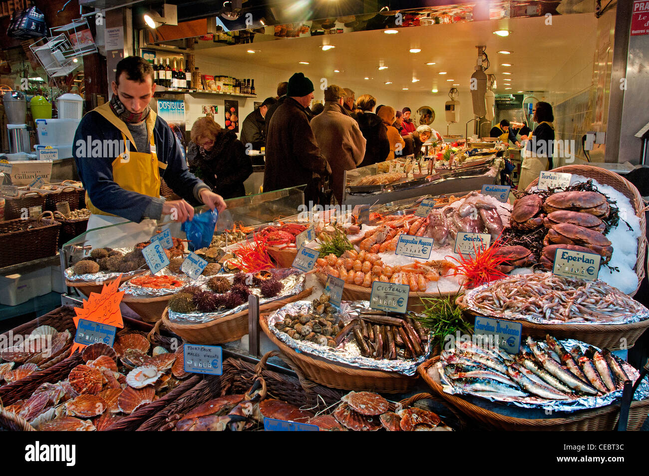 Fish France Market Shopper High Resolution Stock Photography and Images ...