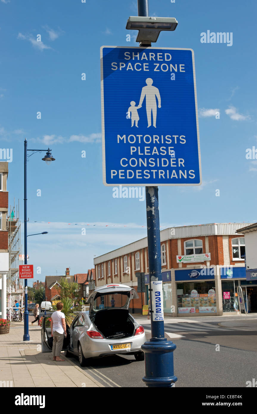 Shared space zone sign Stock Photo - Alamy