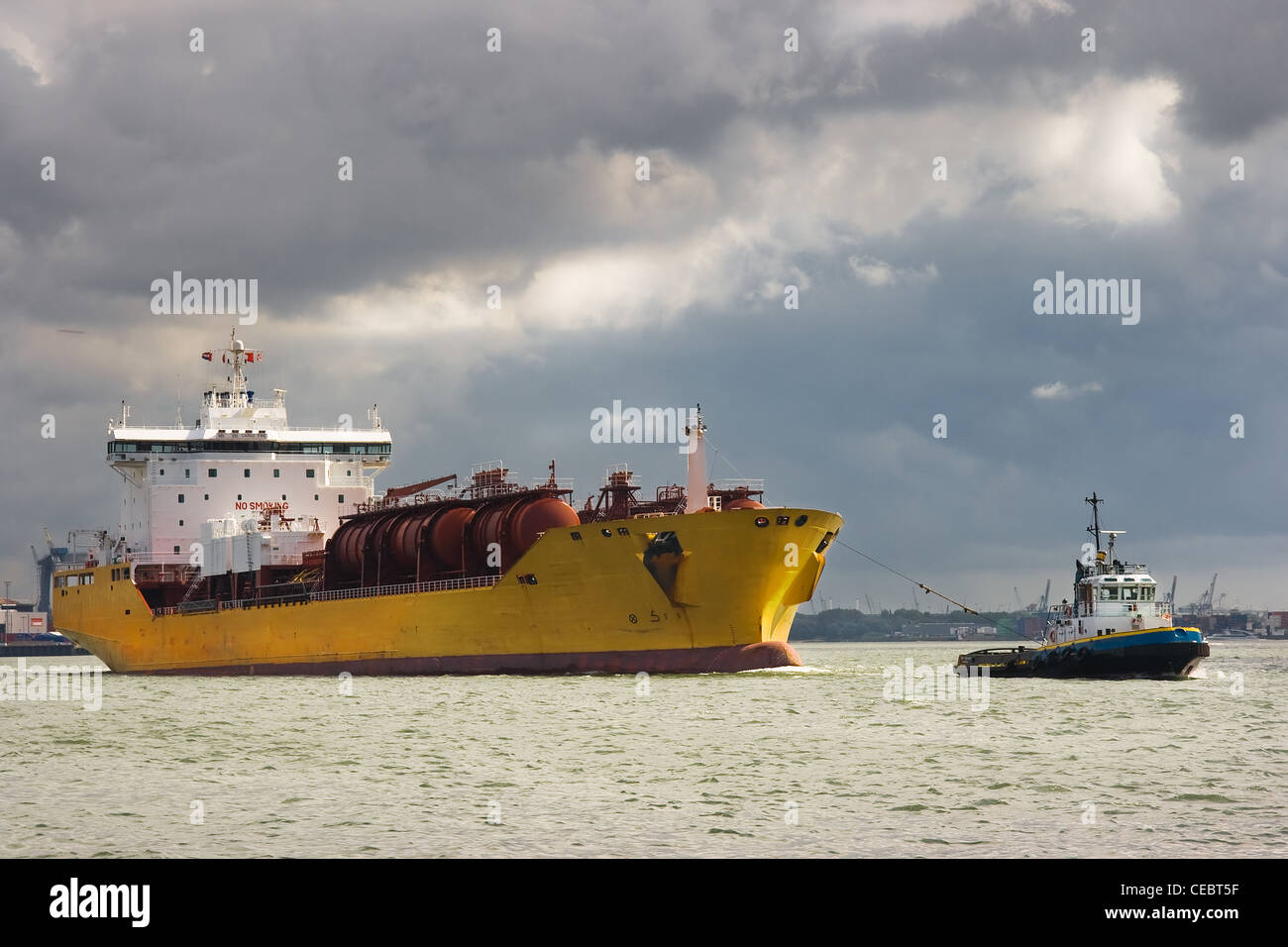 Sailing ship pulled hi-res stock photography and images - Alamy