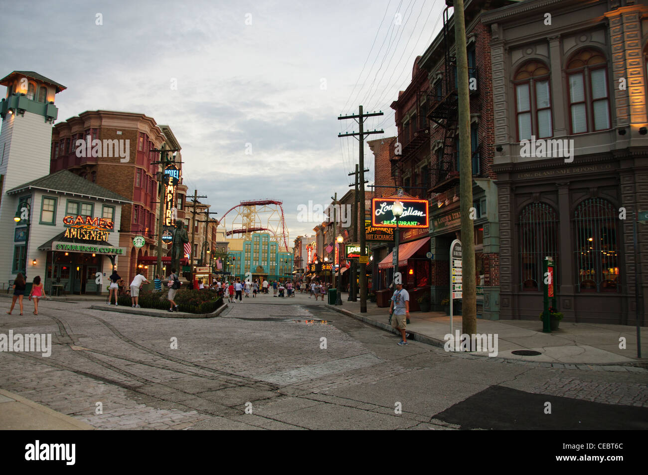 universal islands of adventure street view Stock Photo - Alamy