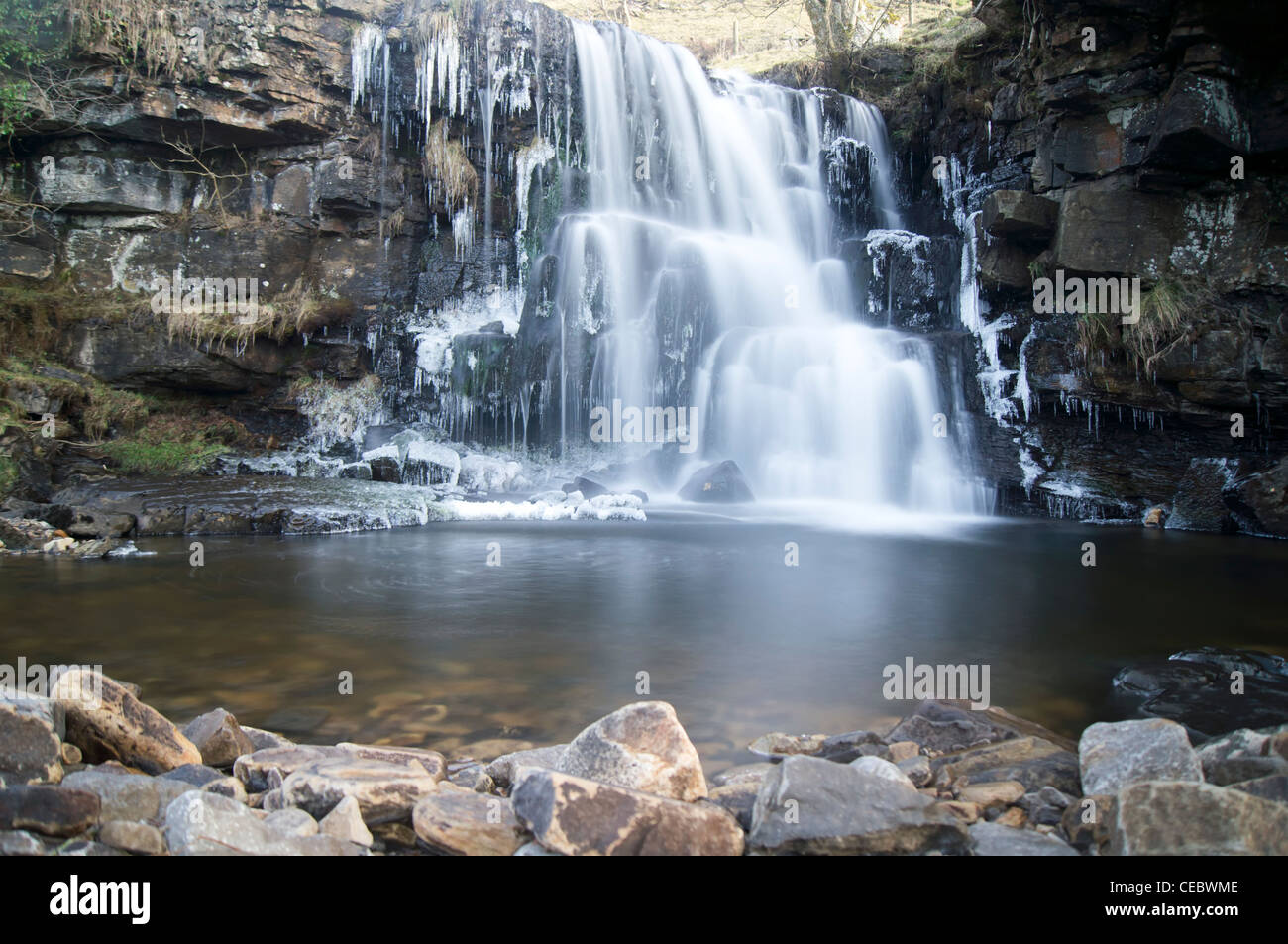 Beautiful walks in yorkshire dales hi-res stock photography and images ...