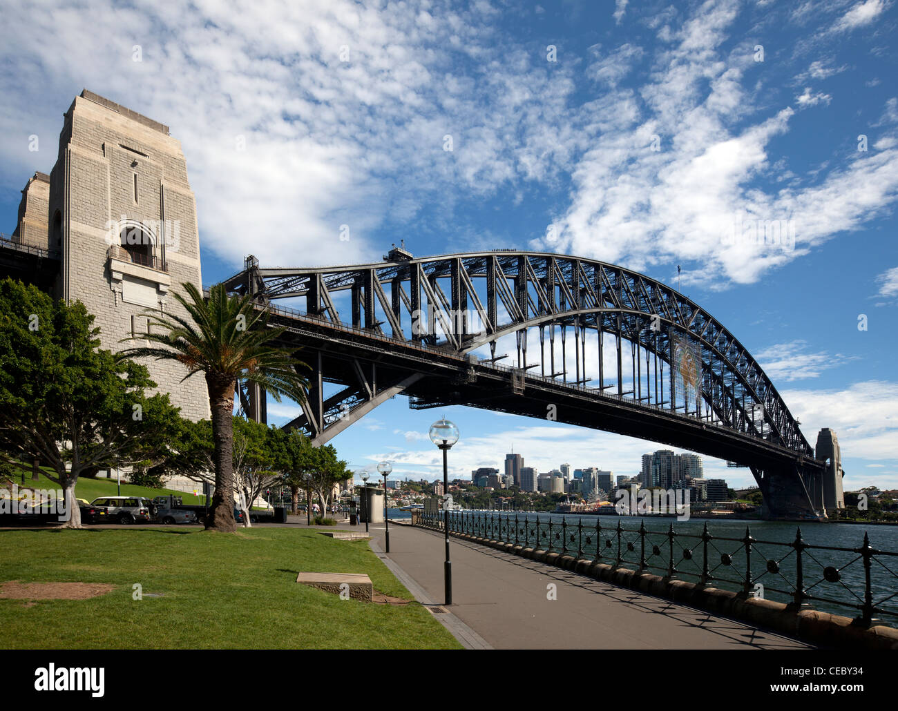 Sydney harbour bridge construction hi-res stock photography and images ...
