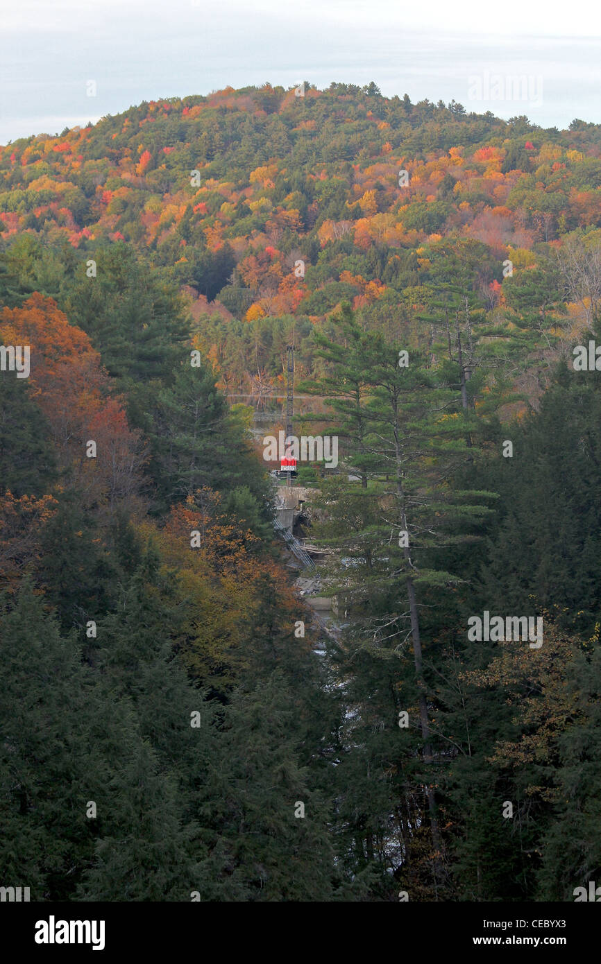 Quechee Gorge, Vermont, in the fall Stock Photo - Alamy