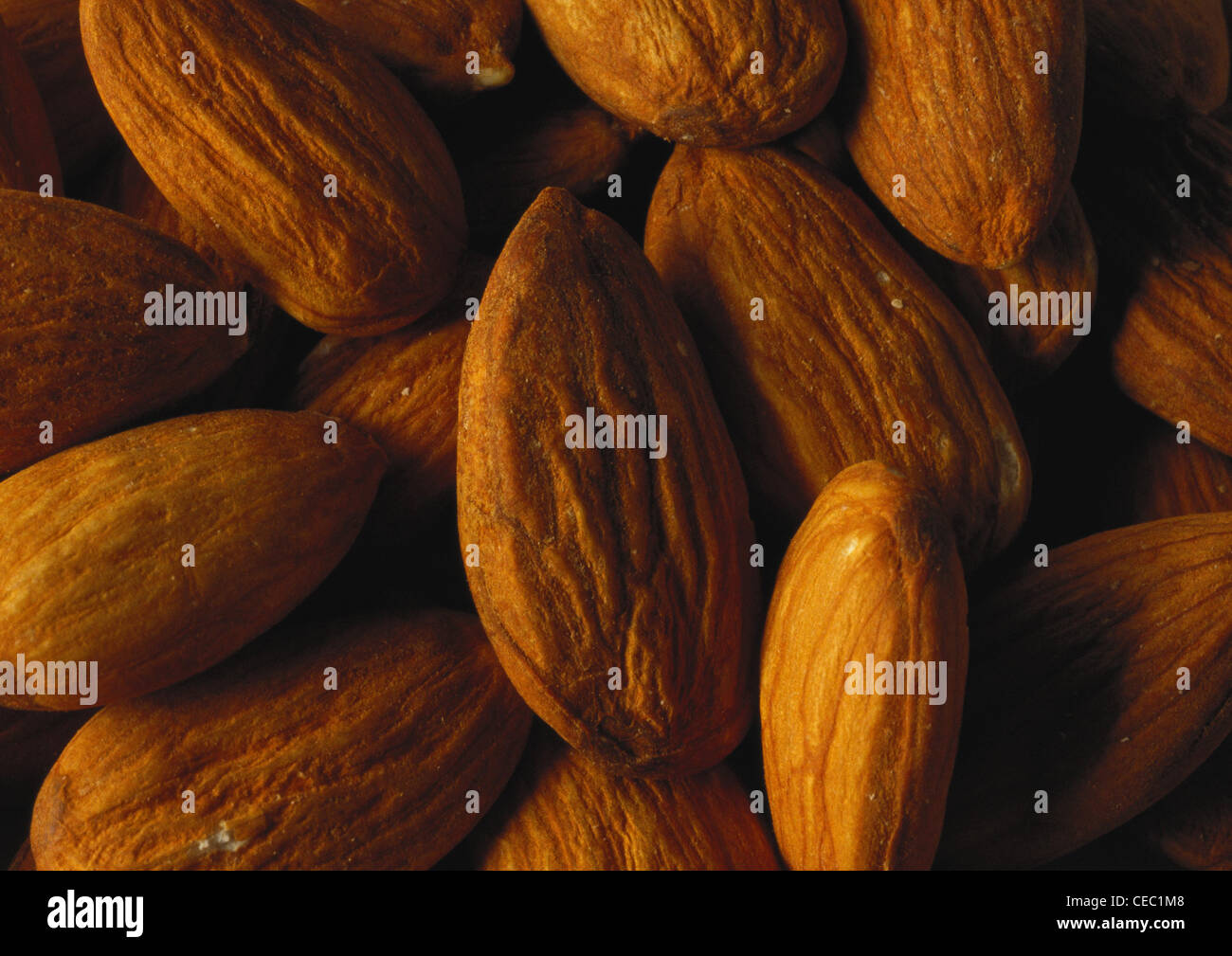 Almonds background full frame hi-res stock photography and images - Alamy