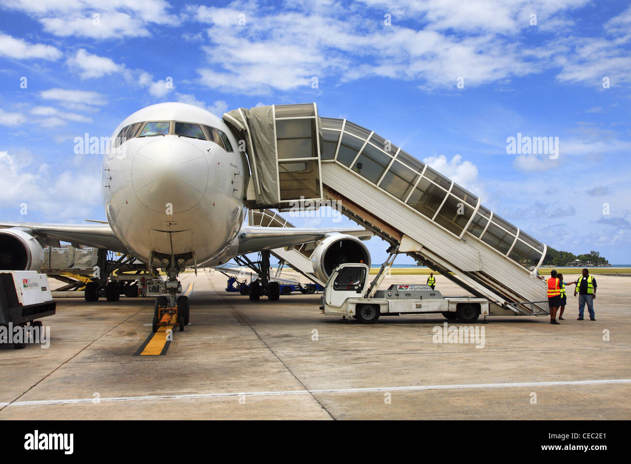 Air seychelles aircraft hi-res stock photography and images - Alamy