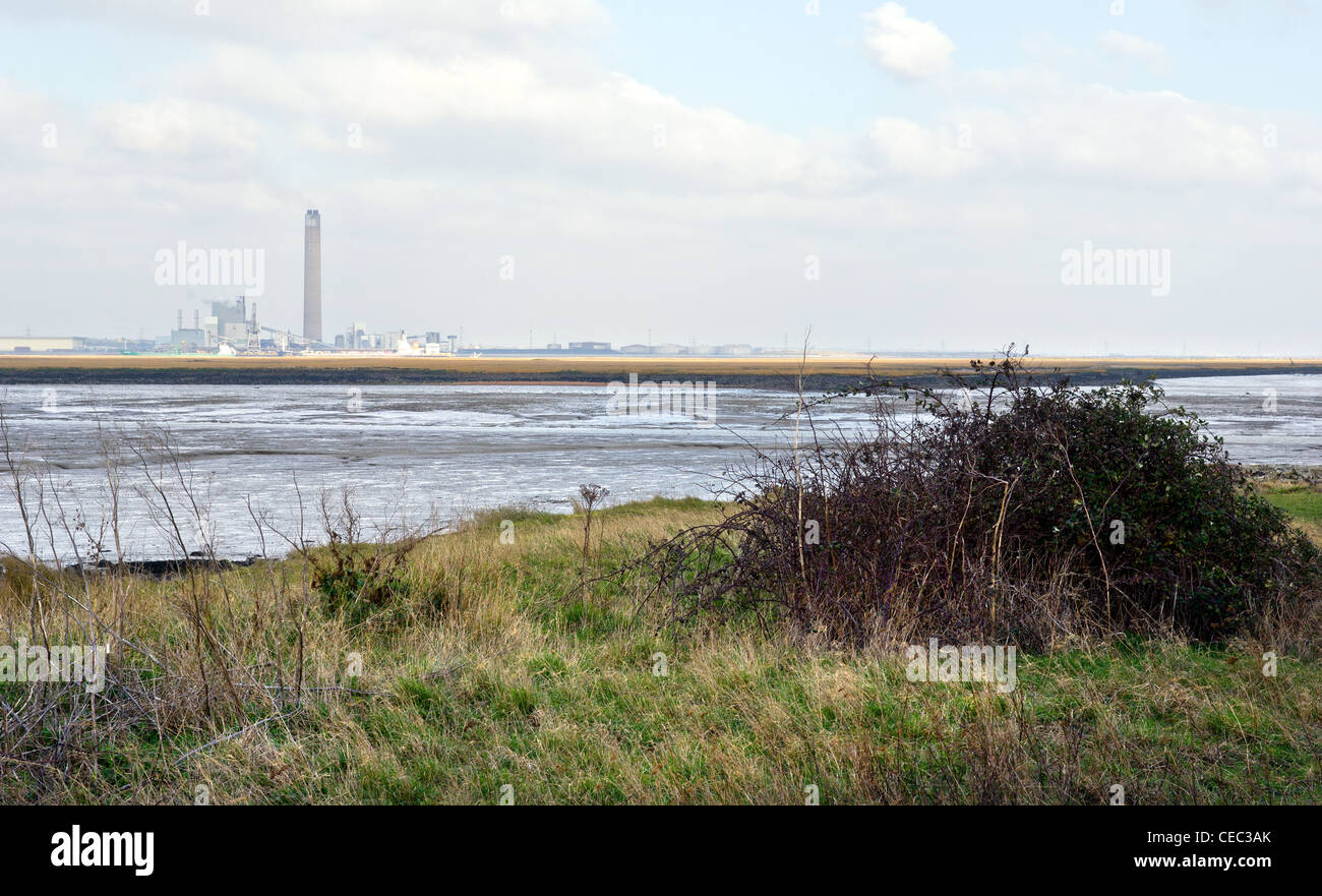 The Kingsnorth Power Station on the Medway in Kent Stock Photo - Alamy