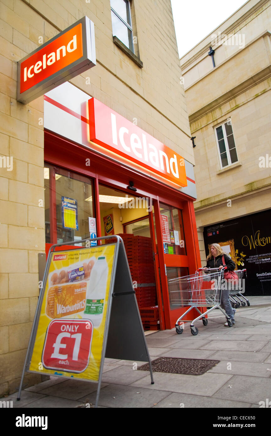 Iceland store shop Stock Photo - Alamy