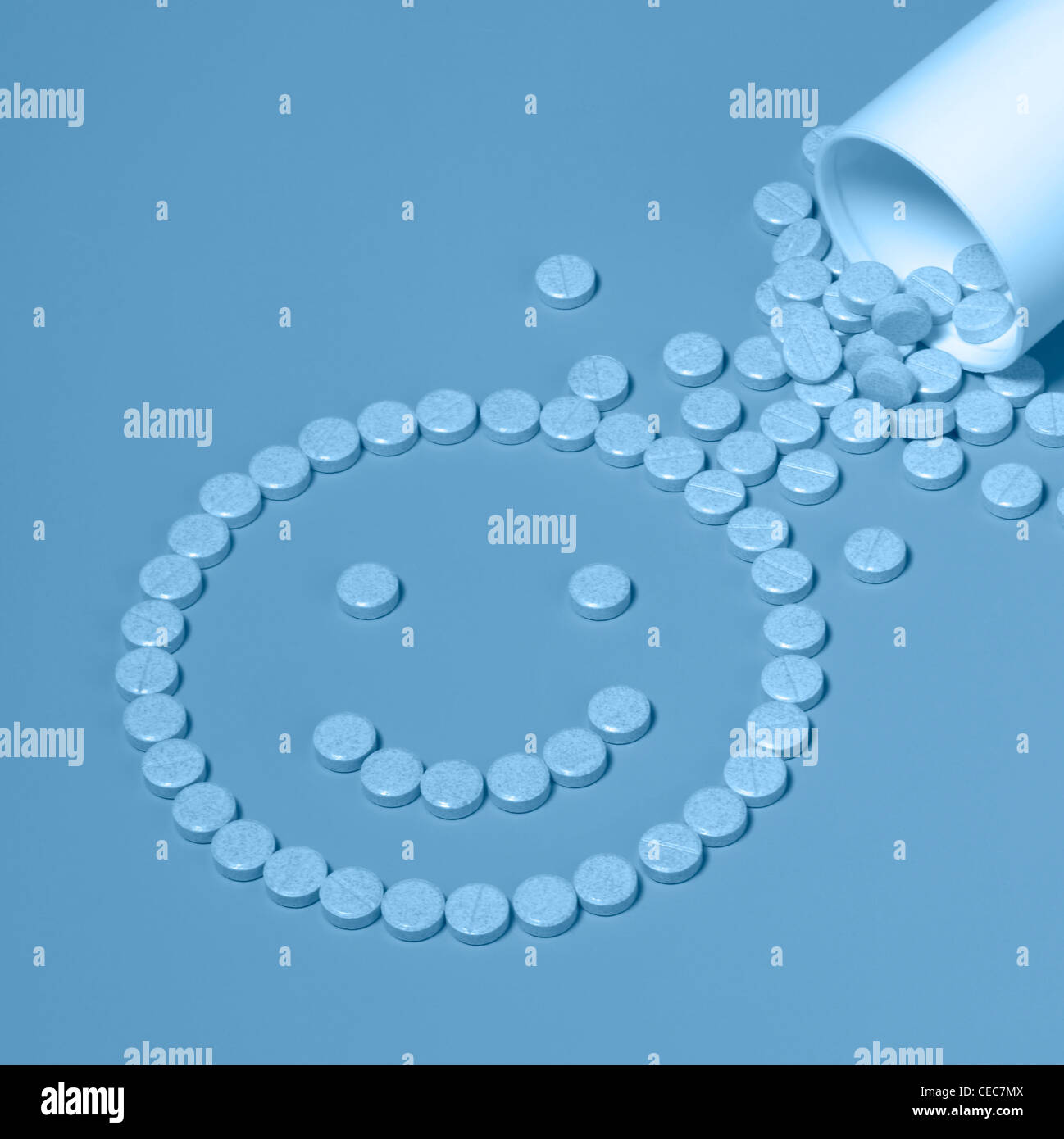 Smiley face pill hi-res stock photography and images - Alamy