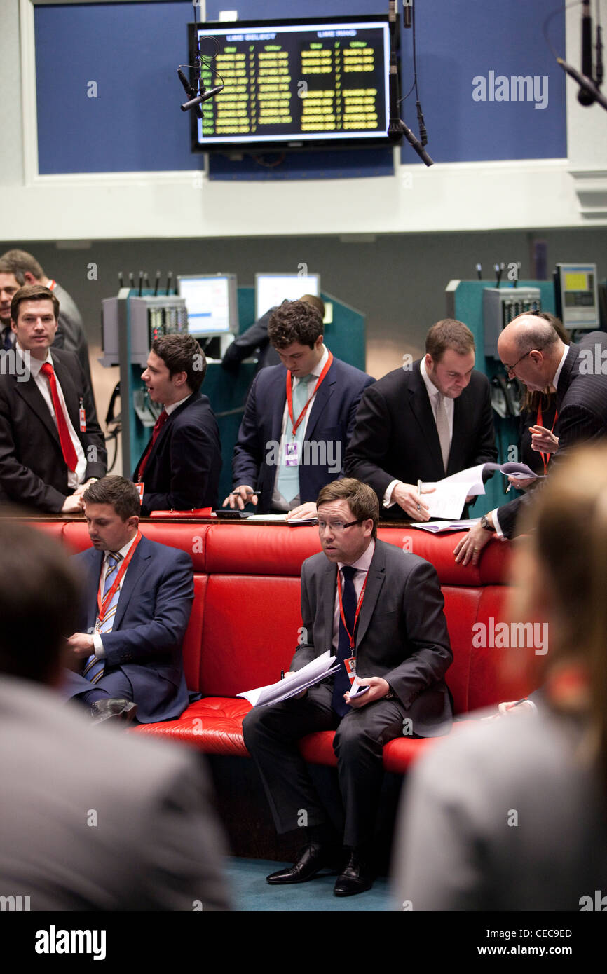 Traders in the Ring, at London Metal Exchange, Leadenhall Street, City ...