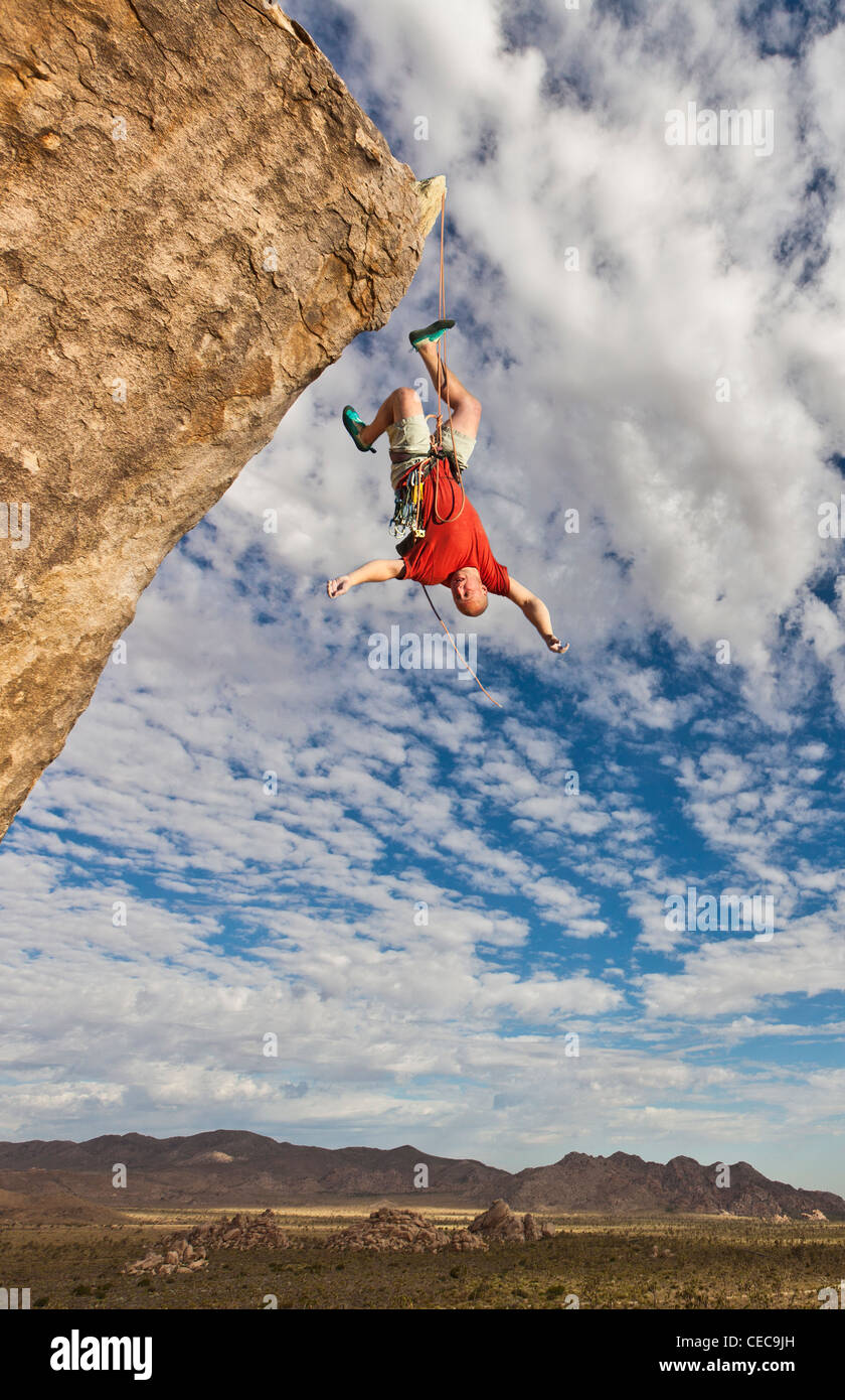 Climber down cliff on rope hi-res stock photography and images - Alamy