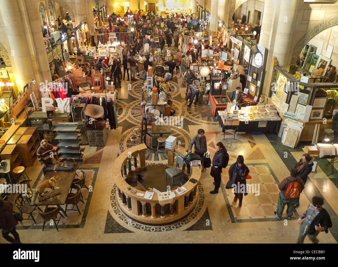 Brooklyn Flea market at Williamsburg Savings Bank Stock Photo - Alamy