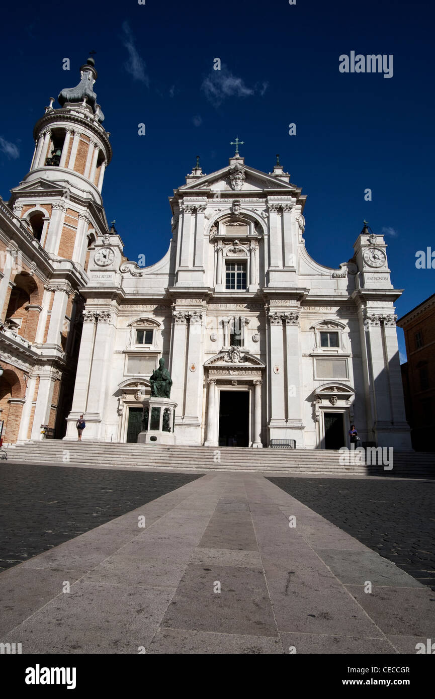 Italy loreto basilica holy house hi-res stock photography and images ...