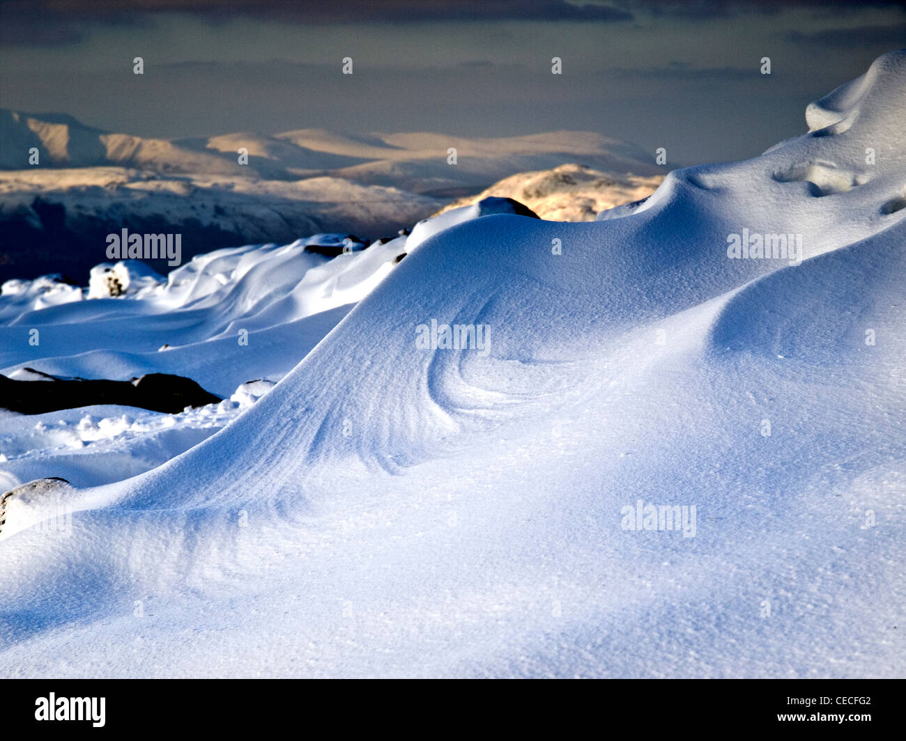 Snow drifts hi-res stock photography and images - Alamy