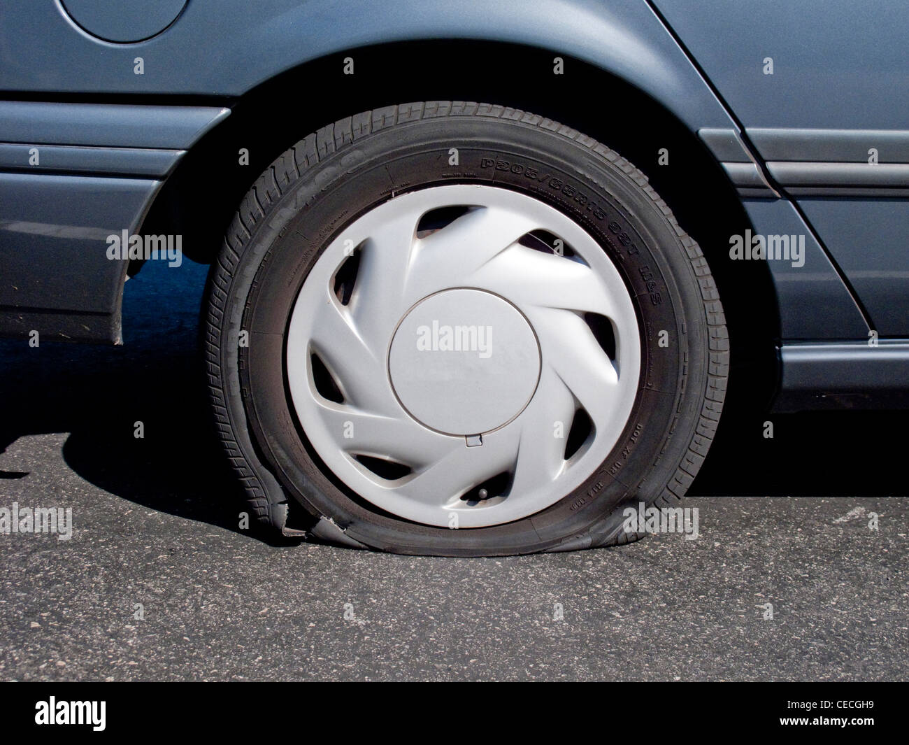 Serious damage hi-res stock photography and images - Alamy