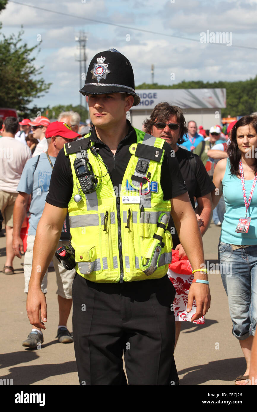 British policeman and walking hi-res stock photography and images - Alamy