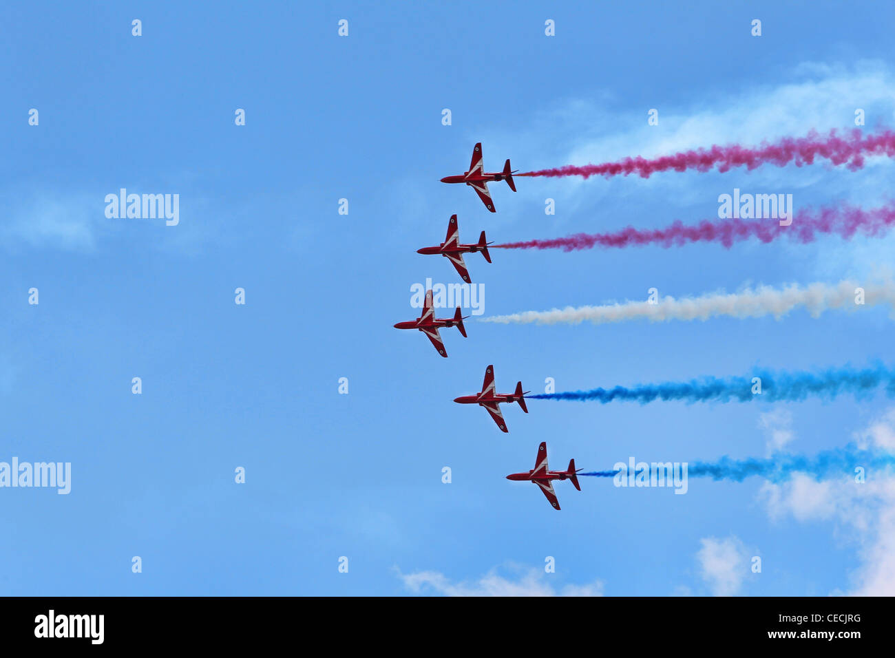 The Red Arrows flying formation team Stock Photo - Alamy