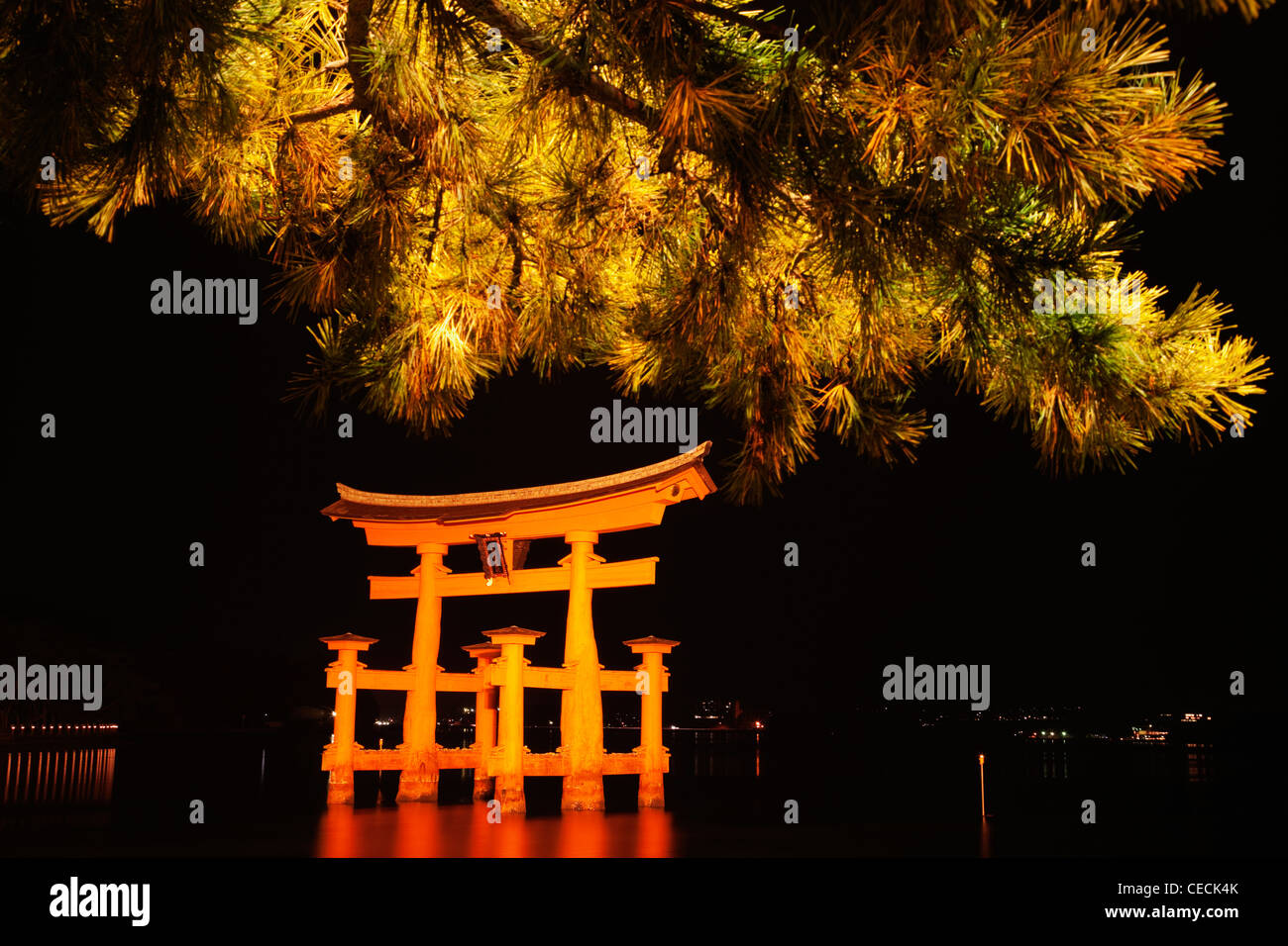 Miyajima Island, Itsukushima Shrine, Torii Gate at night. Japan Stock ...