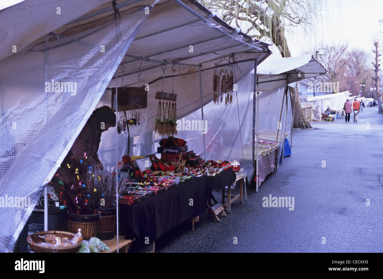 Morning markets japan hi-res stock photography and images - Alamy