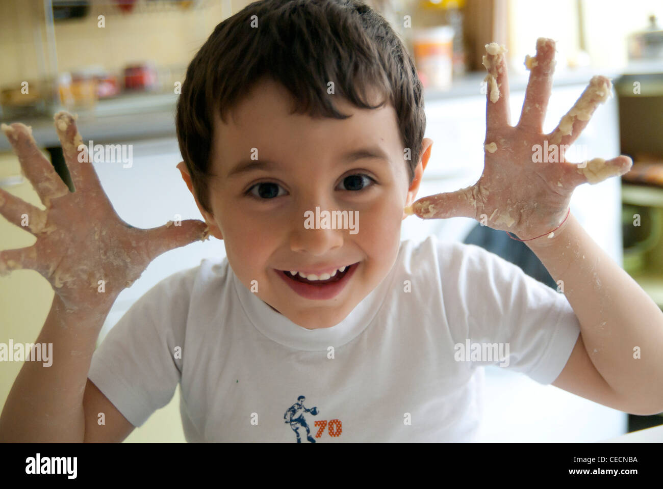 Making pizza boy hi-res stock photography and images - Alamy