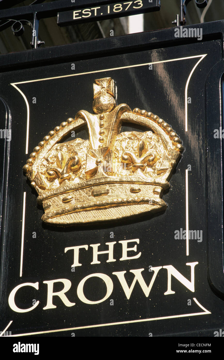 England, London, The Crown Pub Sign Stock Photo - Alamy