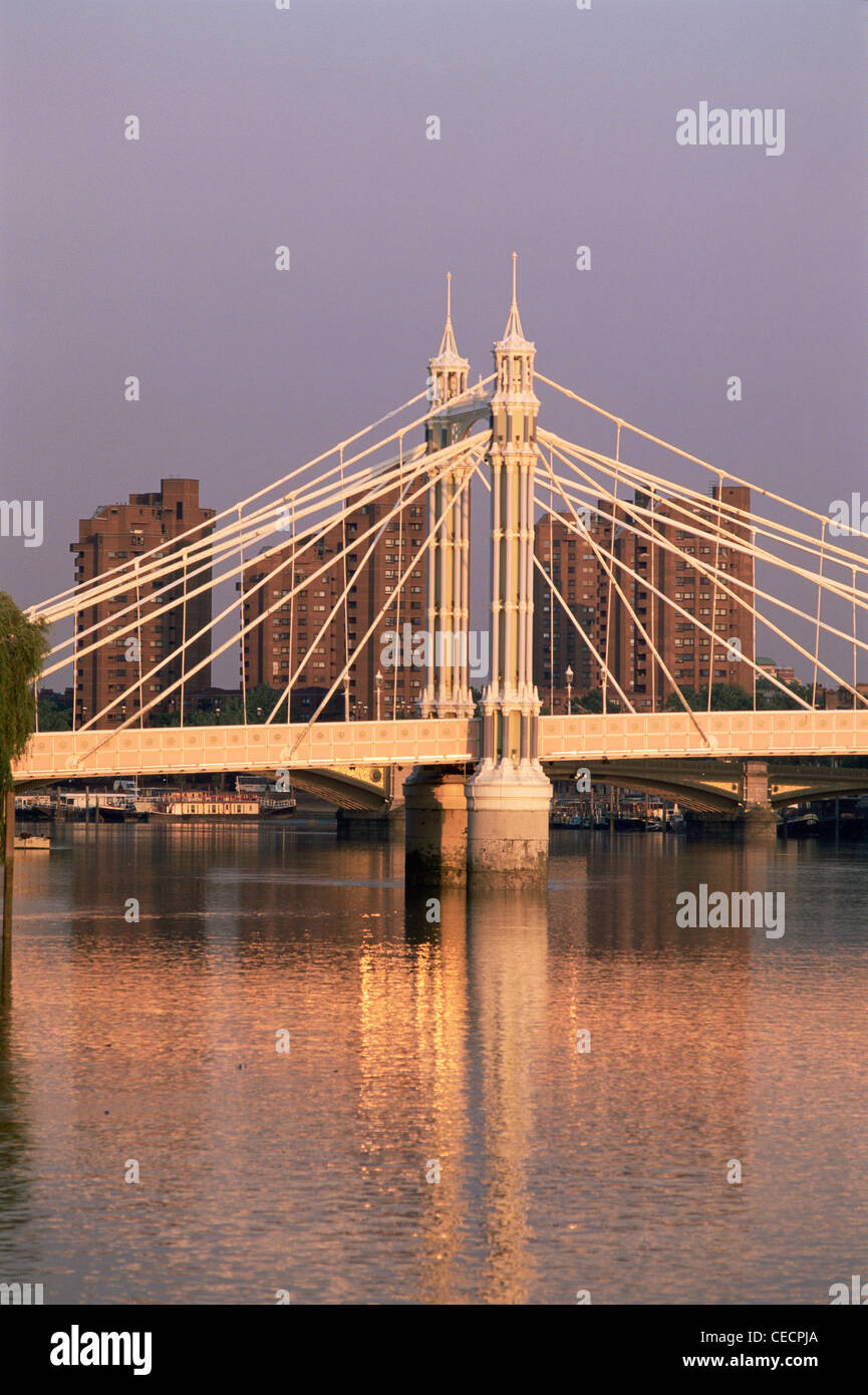 England, London, Chelsea, Albert Bridge Stock Photo - Alamy