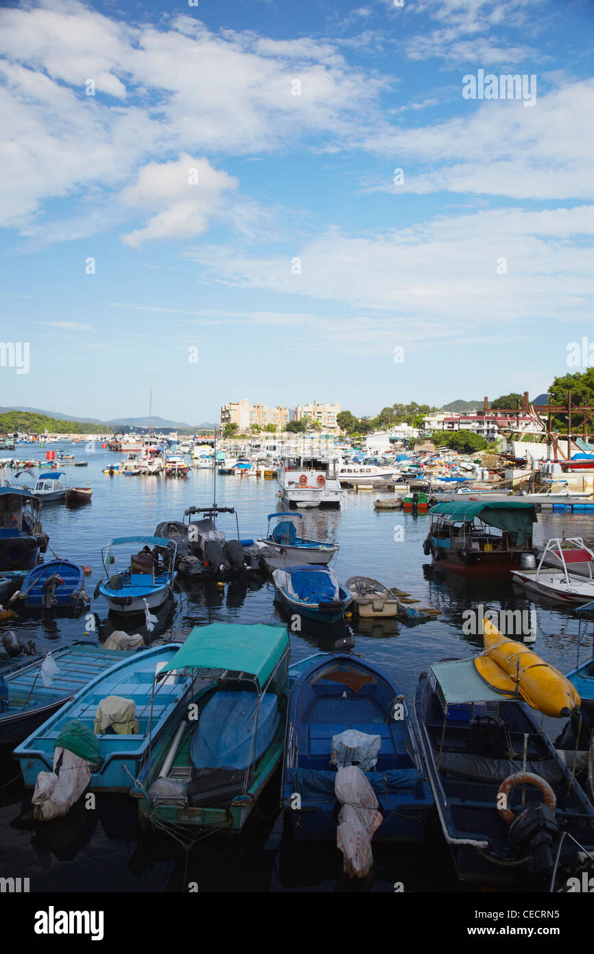 Boats in Sai Kung harbour, New Territories, Hong Kong, China Stock Photo - Alamy