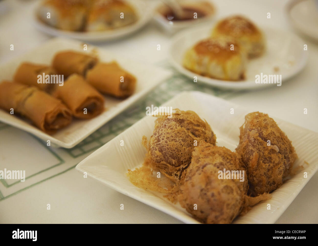 Deep fried yam (taro) at Maxim's dim sum restaurant, City Hall, Central ...