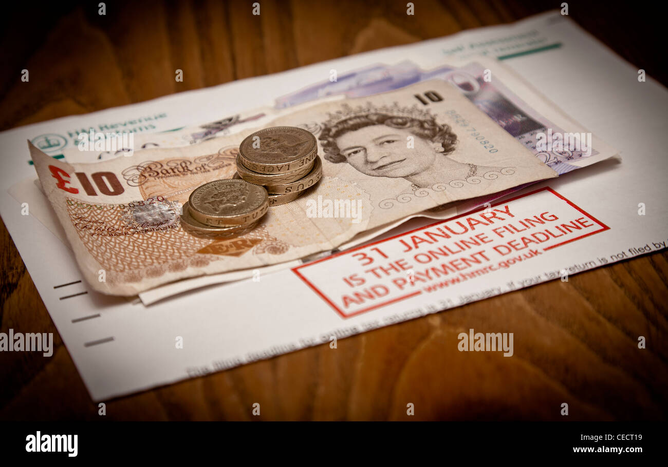 Reminder letter hi-res stock photography and images - Alamy