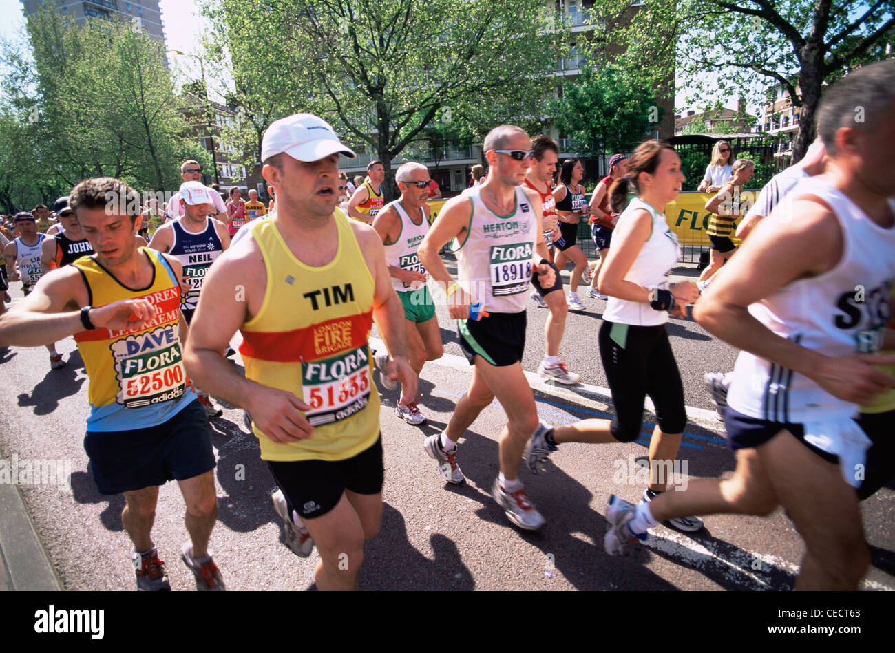 England, London, London Marathon, Crowd of Runners Stock Photo - Alamy