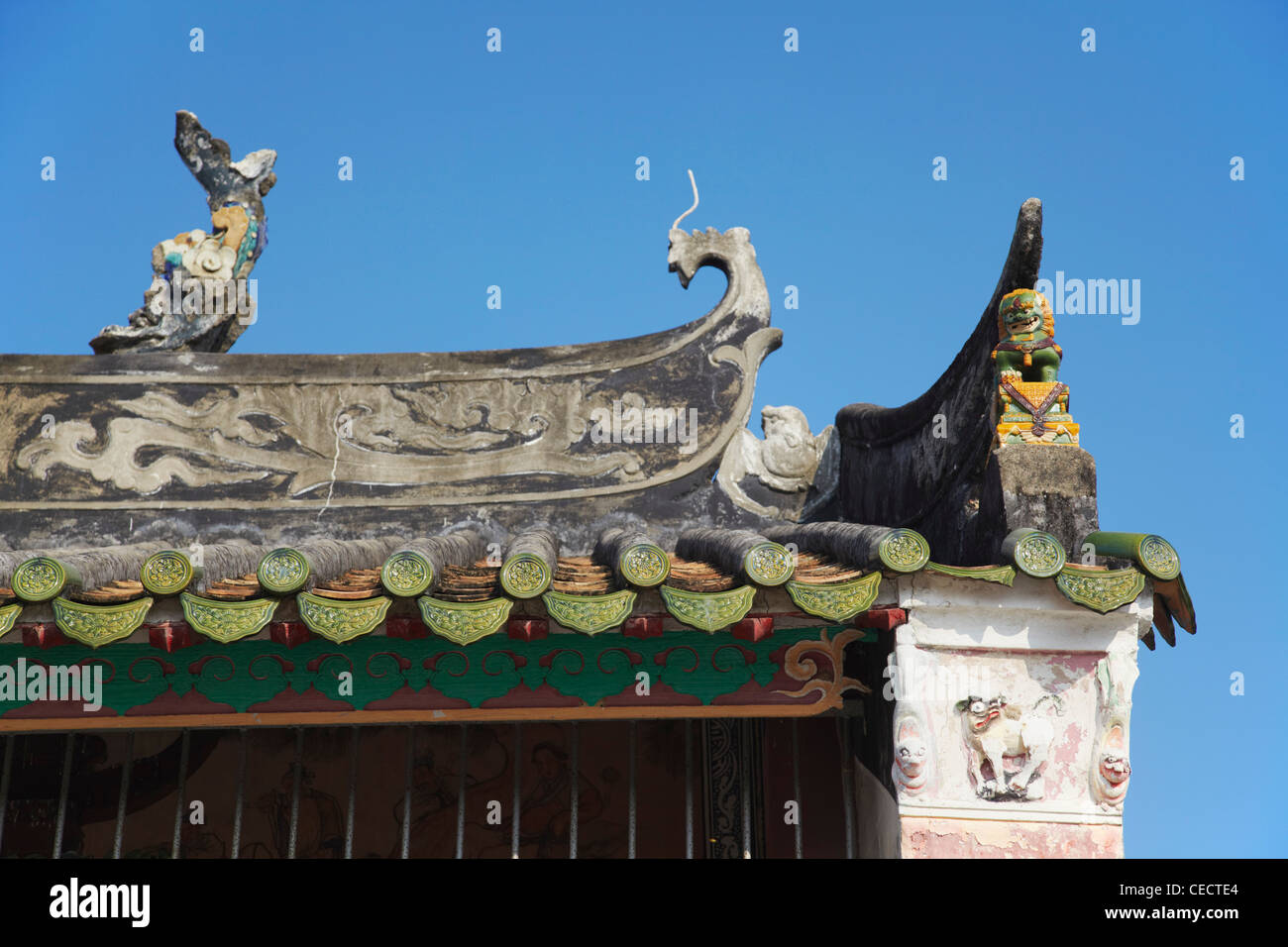 Roof of ancestral hall, Kam Tim, New Territories, Hong Kong, China ...