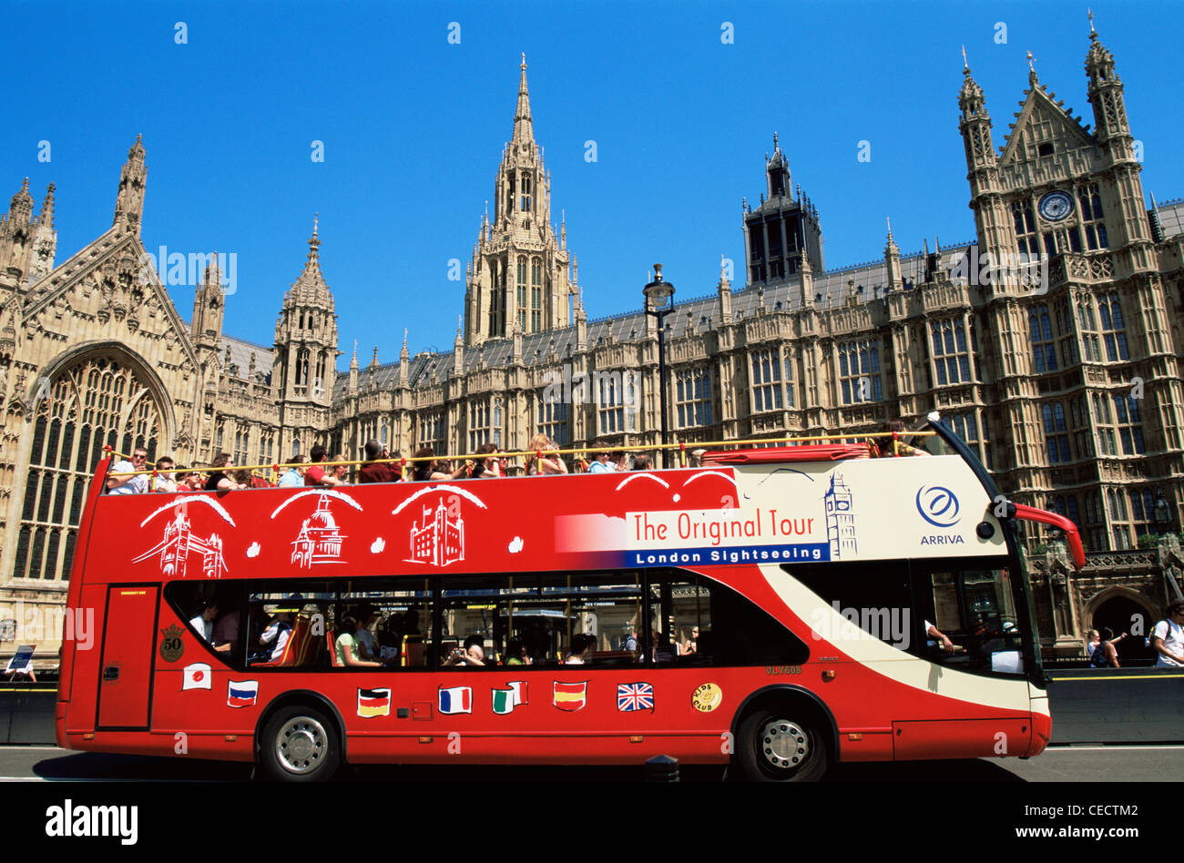 United Kingdom, Great Britain, England, London, Tour Bus and ...