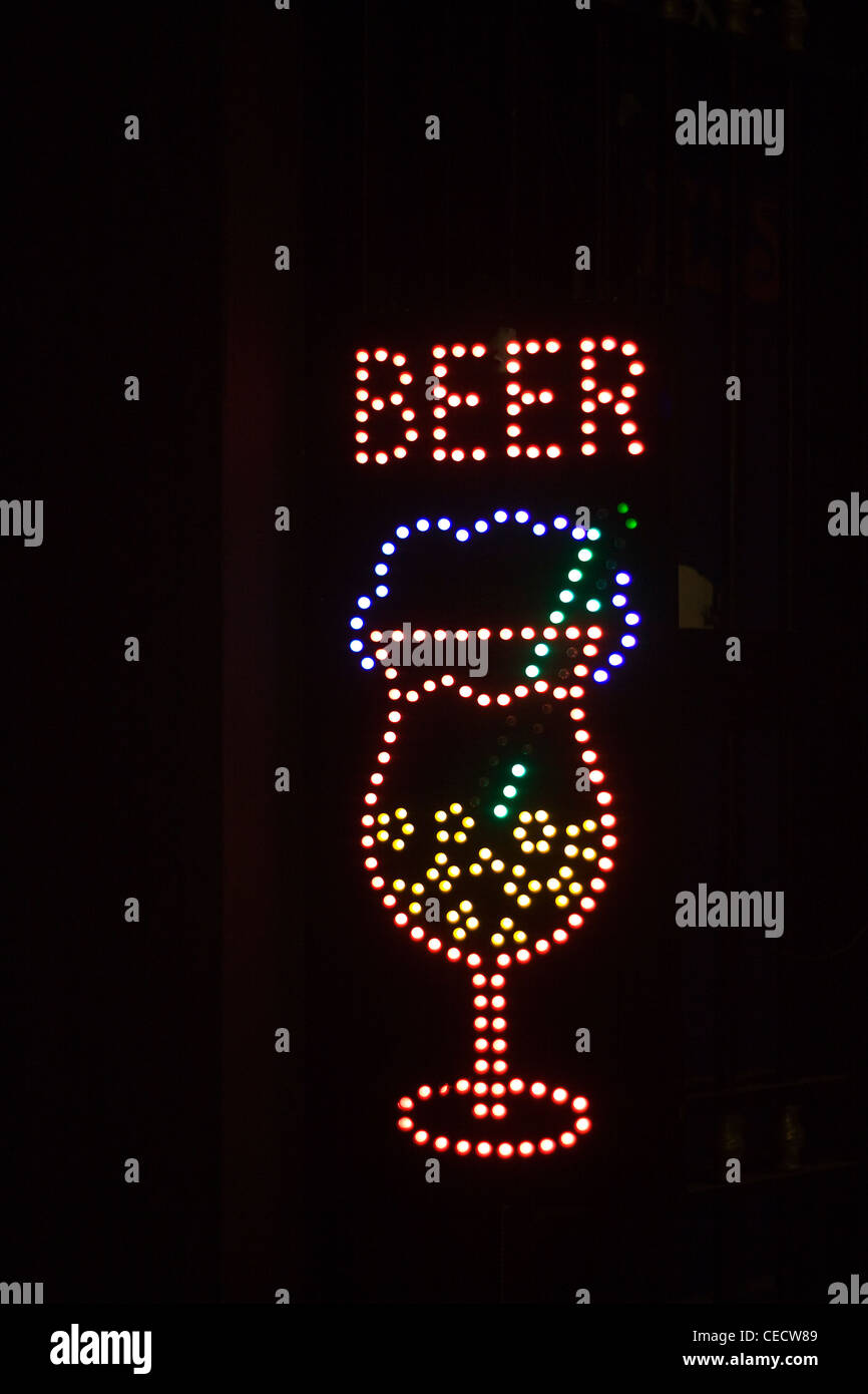 Beer neon signs hi-res stock photography and images - Alamy