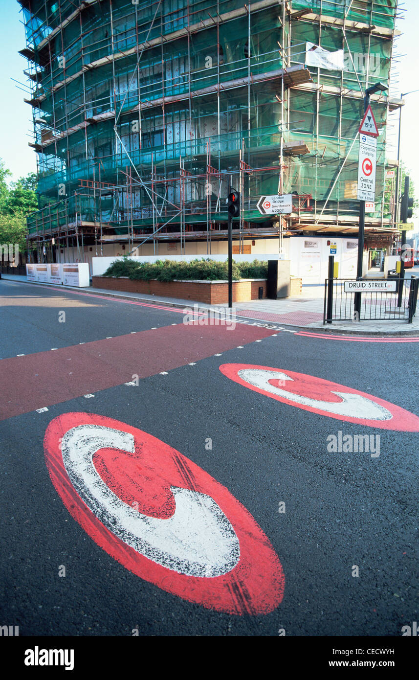 Congestion Charge Signs High Resolution Stock Photography and Images ...