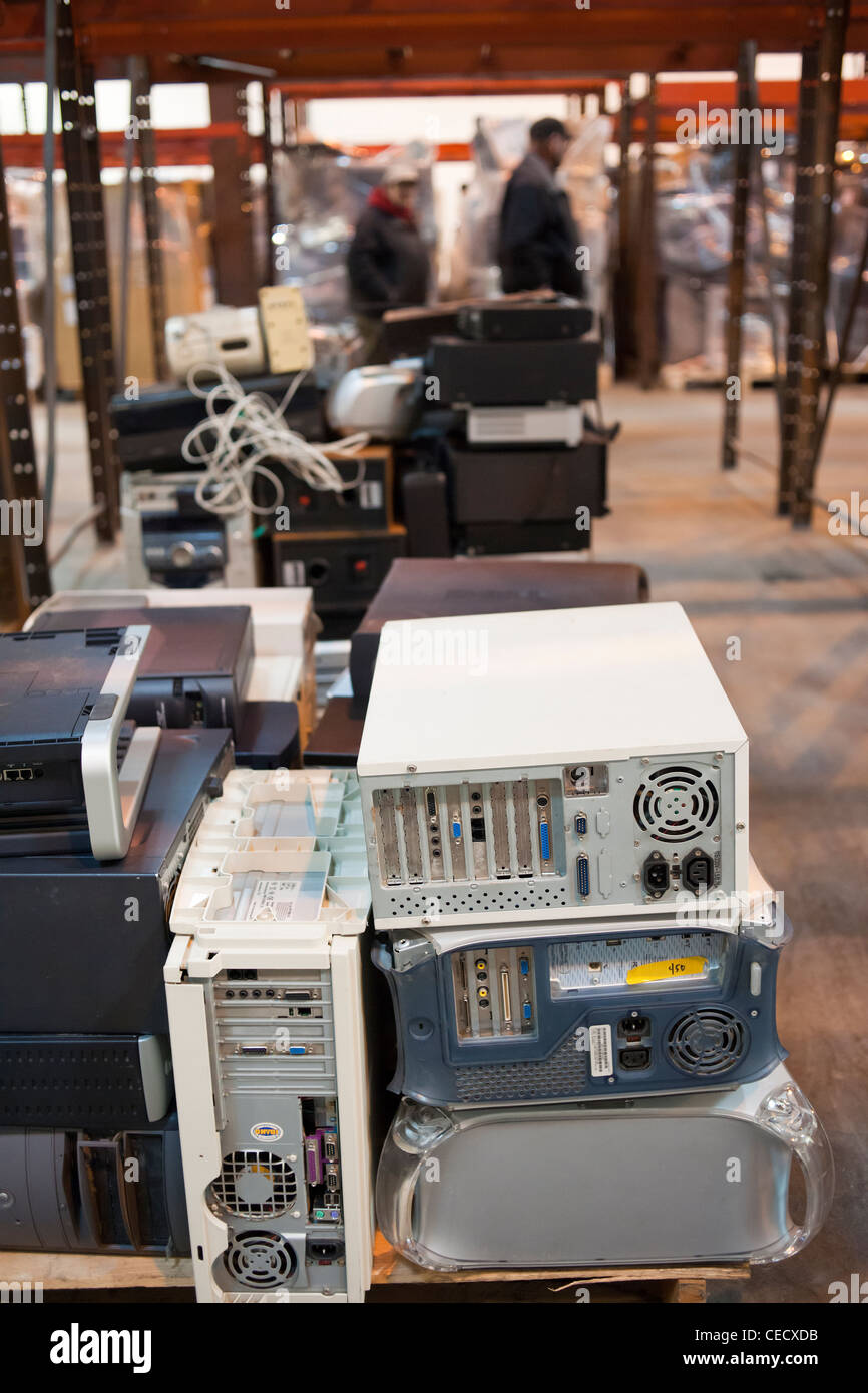 Plastic pallets recycling hi-res stock photography and images - Alamy