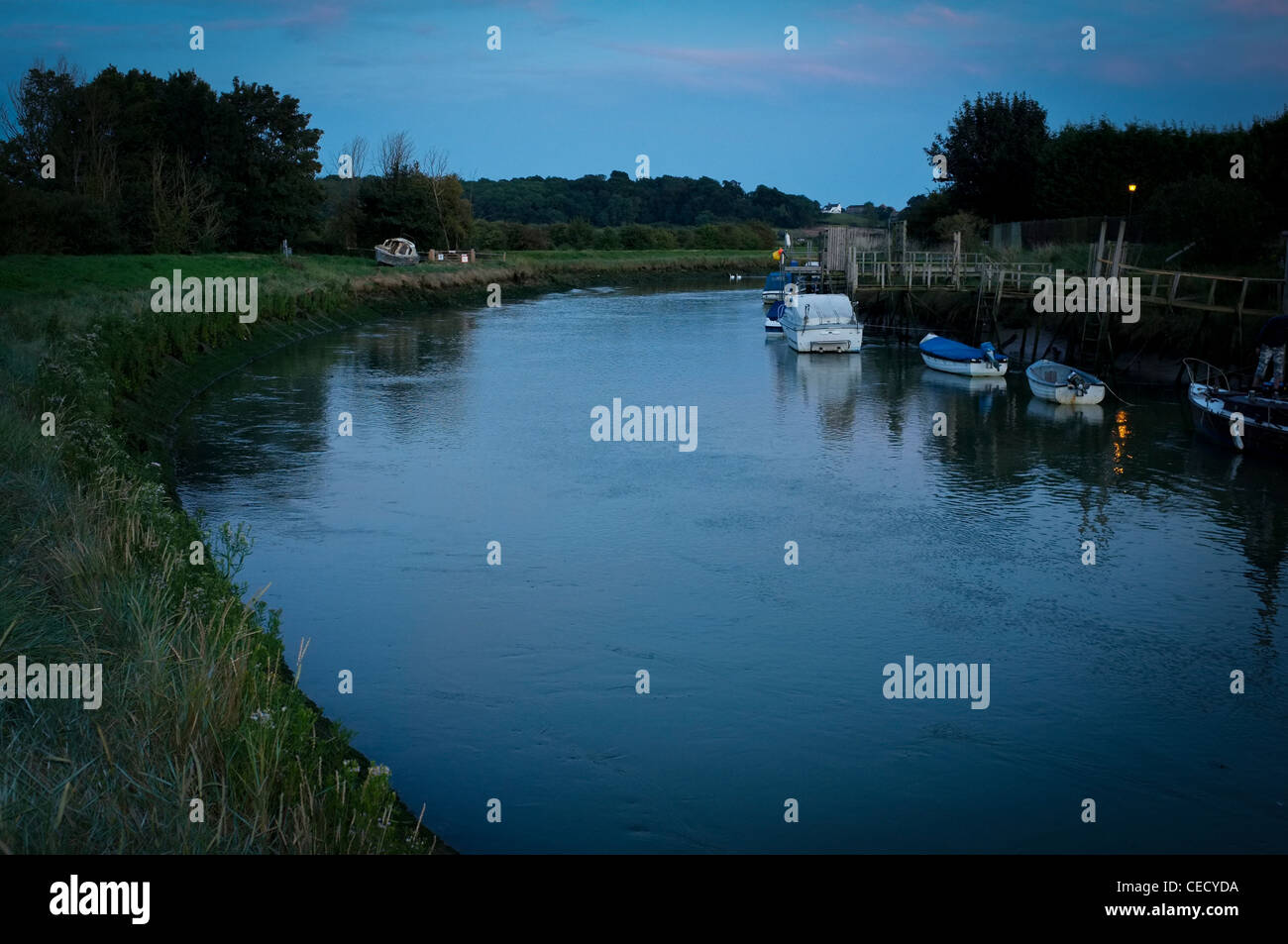 Boat river arun arundel hi-res stock photography and images - Alamy