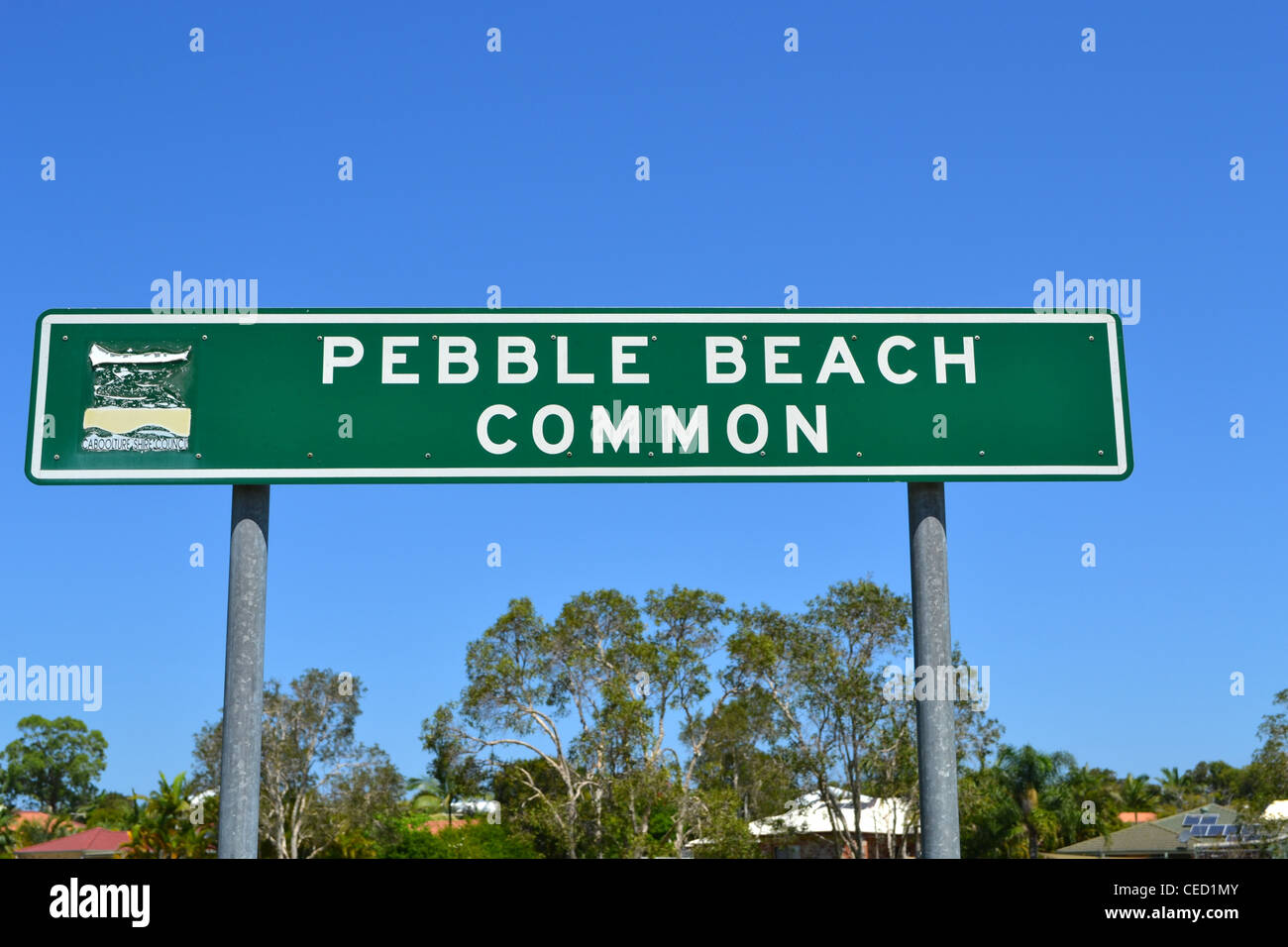 pebble beach common sign Sandstone Point, Queensland, Australia Stock ...