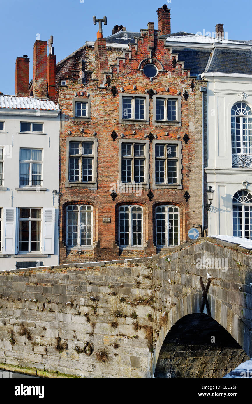 Traditional Flemish Houses - Bruges Stock Photo - Alamy