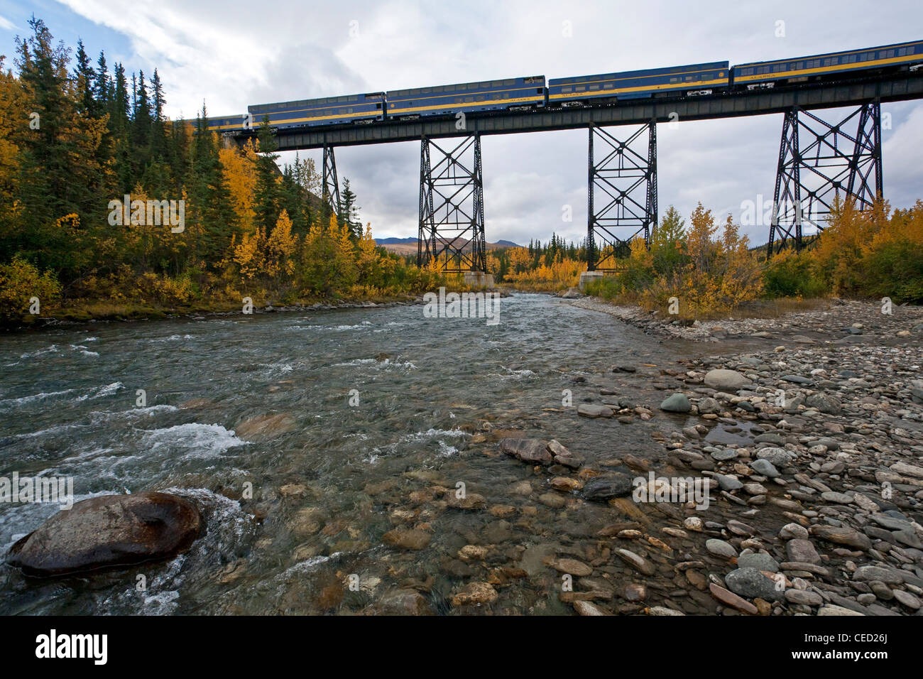 Railroad bridge over creek hi-res stock photography and images - Alamy