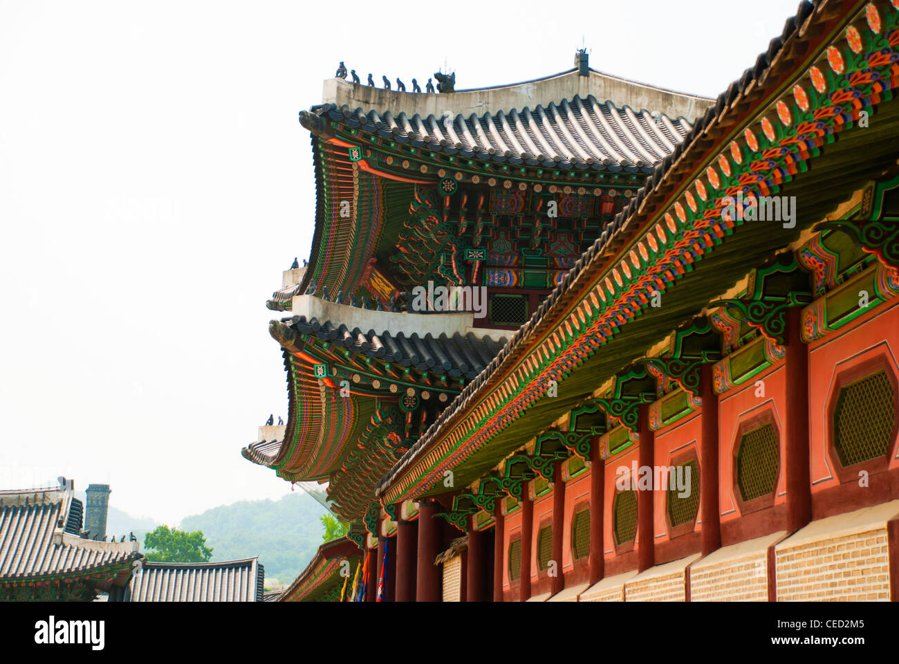 Traditional Korean palace shoot Stock Photo - Alamy