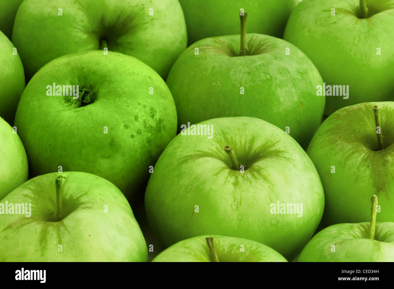 object on white - food green apple Stock Photo - Alamy