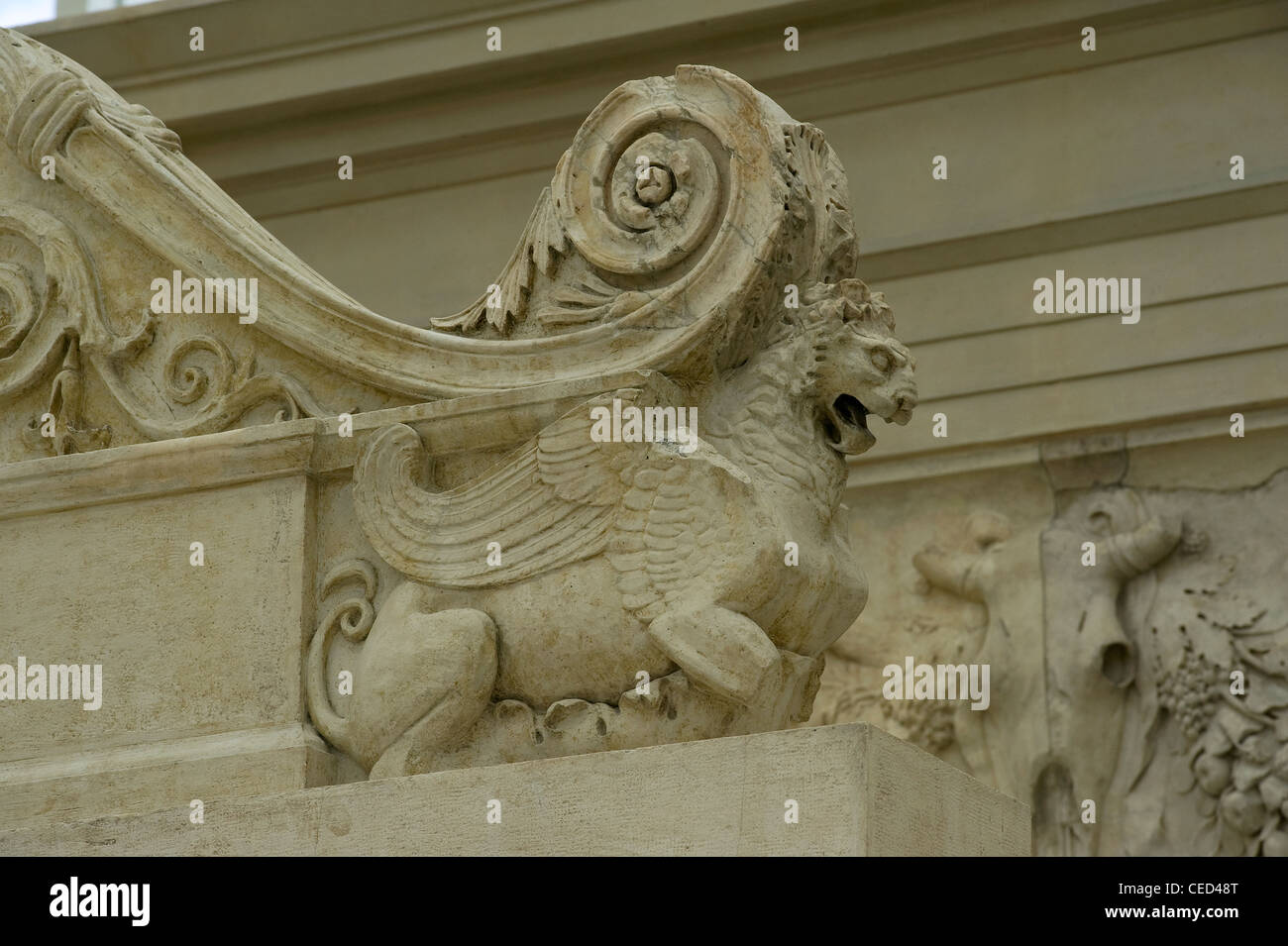 Winged lion rome hi-res stock photography and images - Alamy