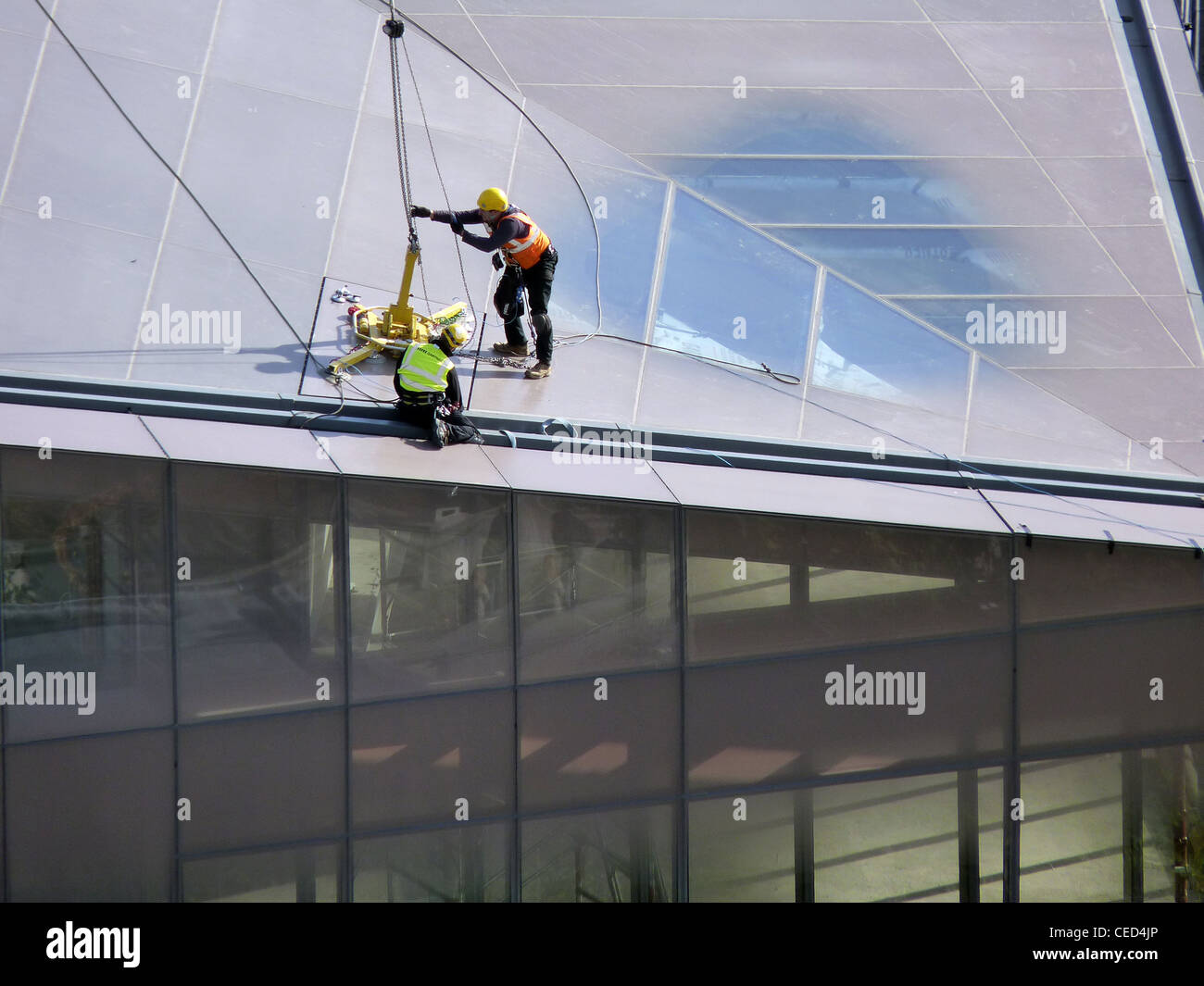 Glass roof construction hi-res stock photography and images - Alamy