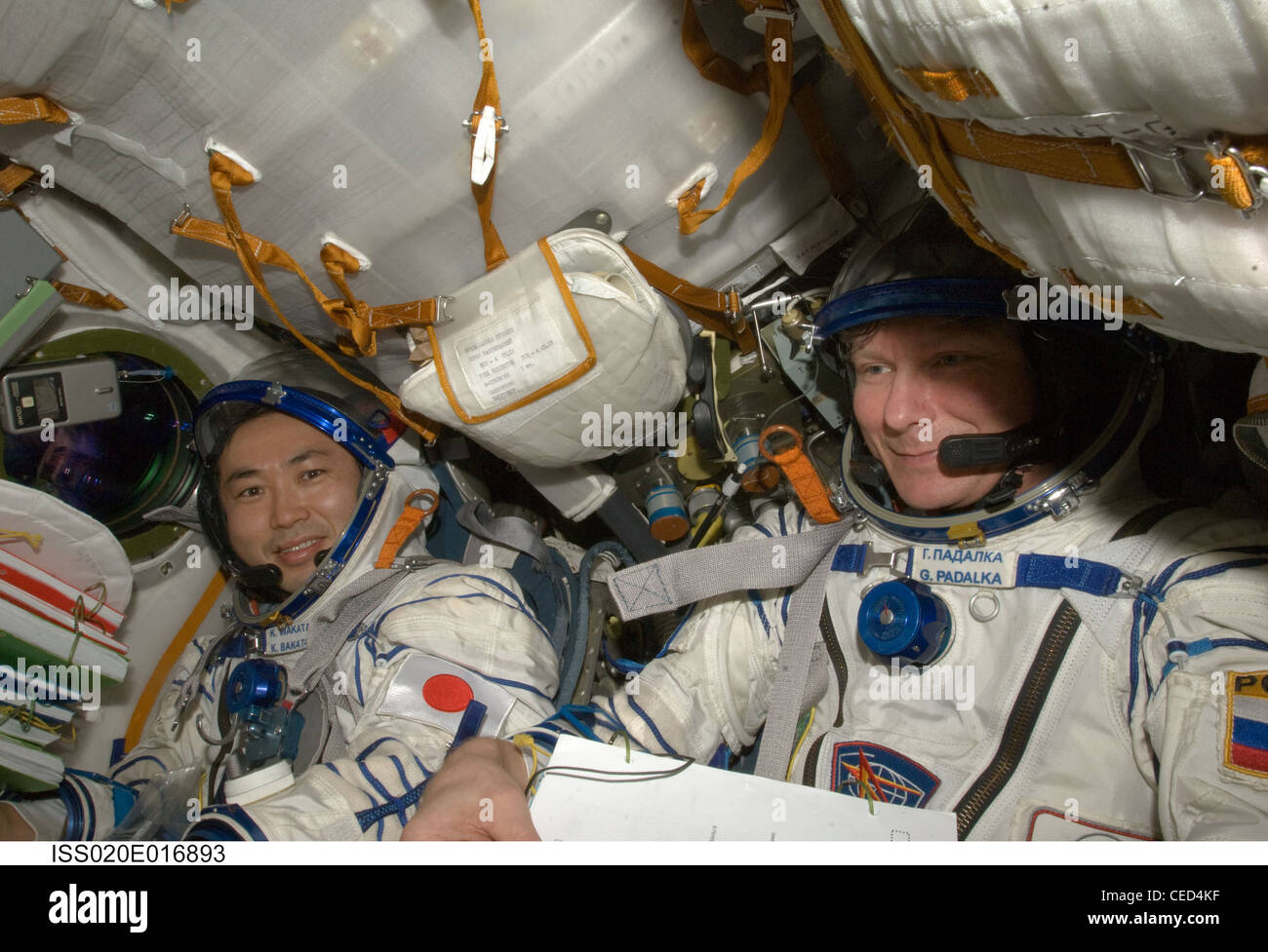 Astronaut launch and entry suits hi-res stock photography and images ...