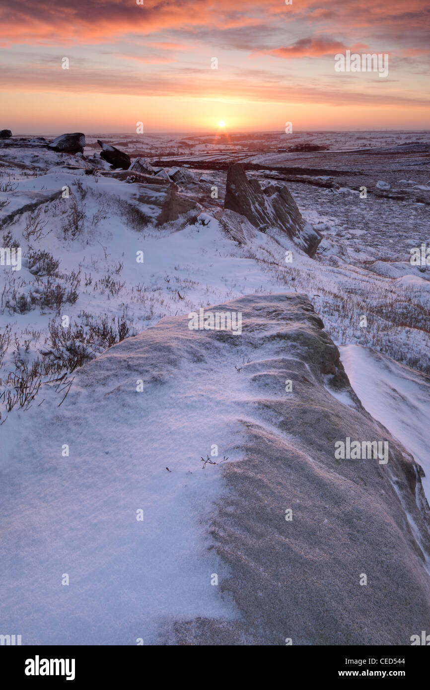 A crisp winter sunrise over Nidderdale as seen from High Crag Ridge ...
