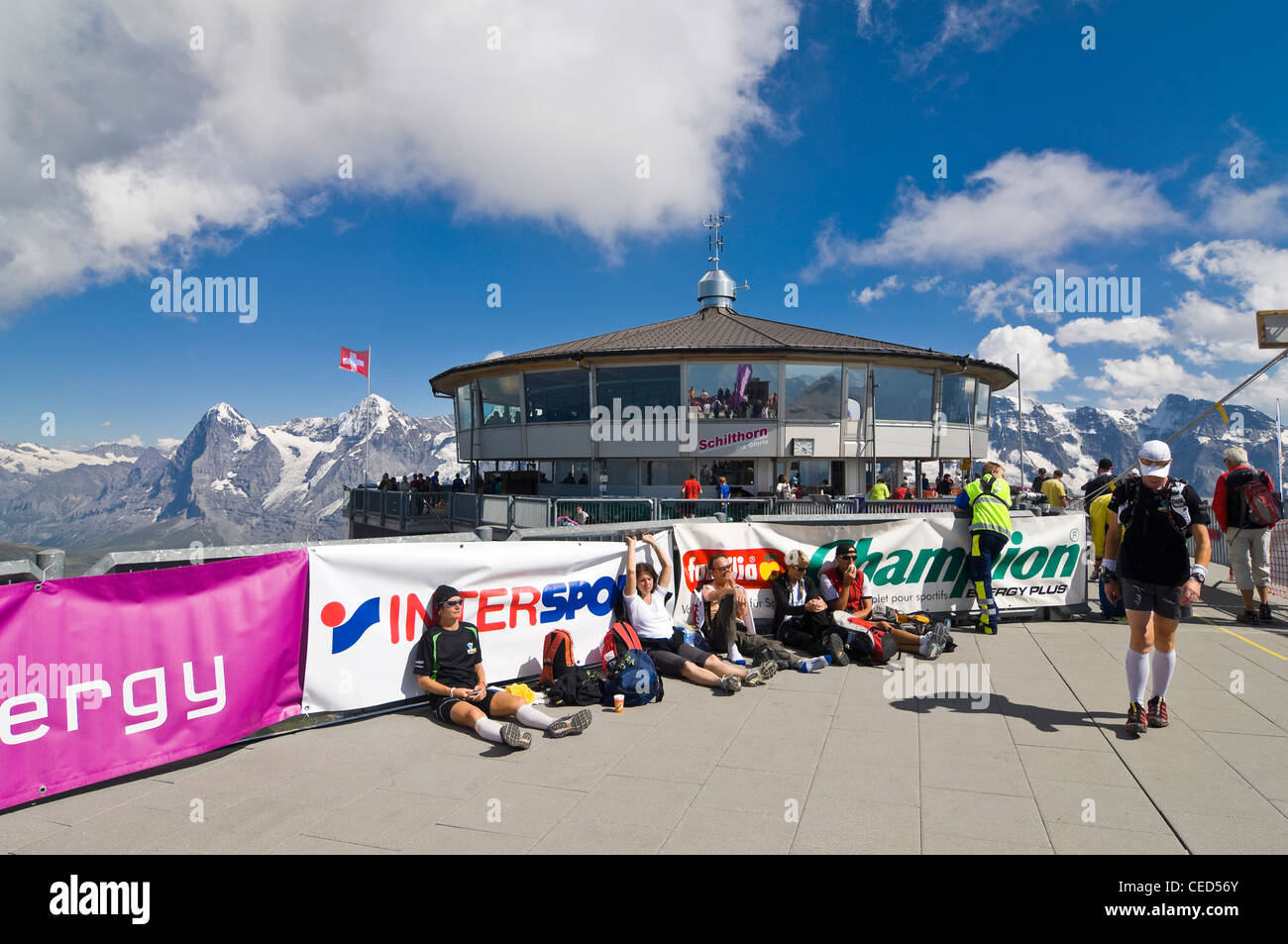 High line observation deck hi-res stock photography and images - Alamy