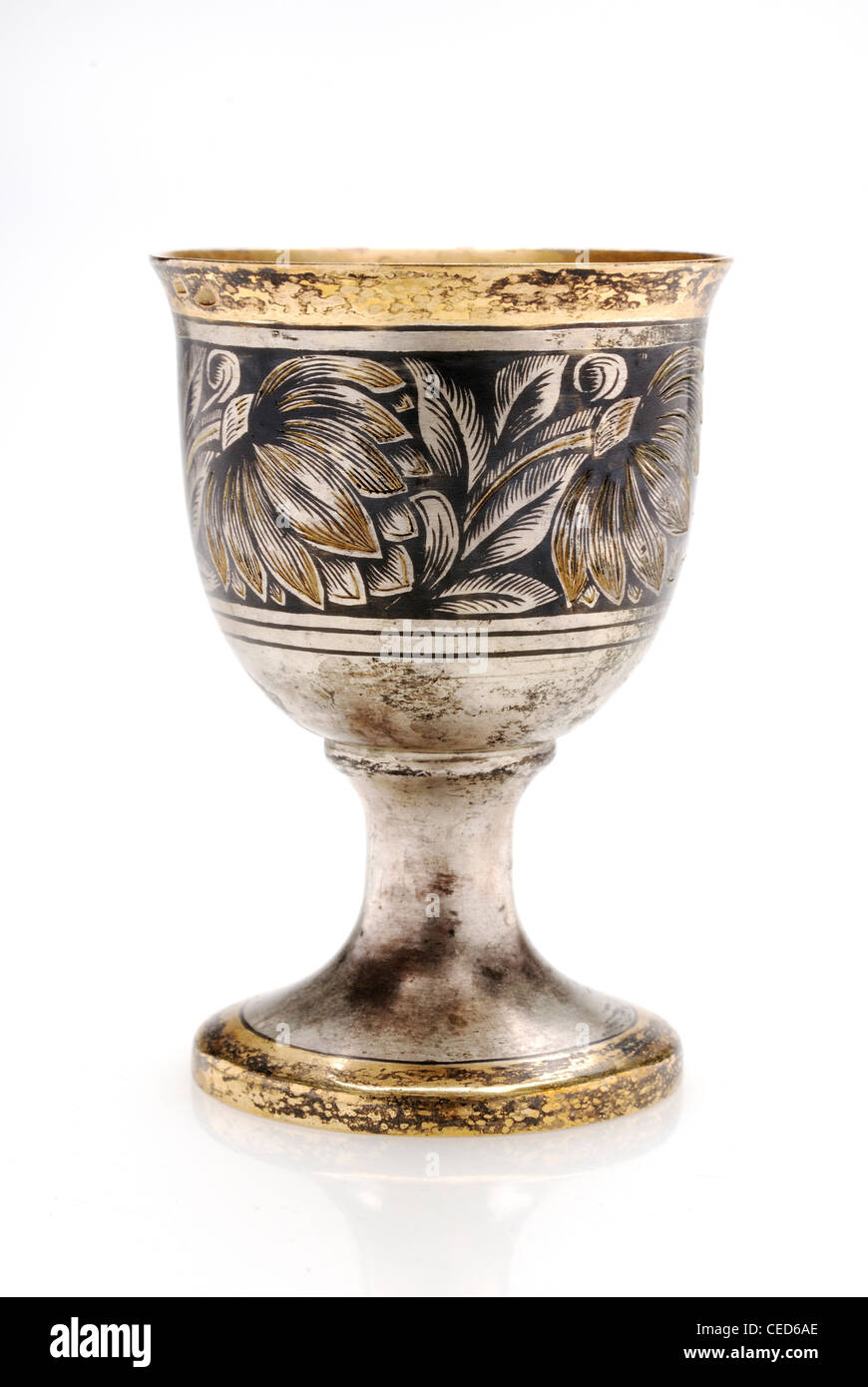 Gold cup ancient hi-res stock photography and images - Alamy